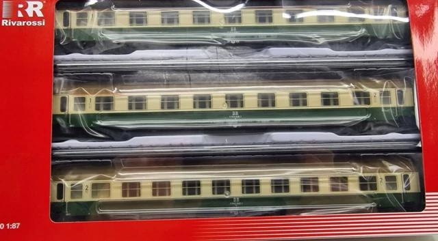 RIVAROSSI HR4344 3-TLG. Set OSShD Typ B Reisezugwagen beige/grün DR H0 NEU OVP EUR 239,99 ...