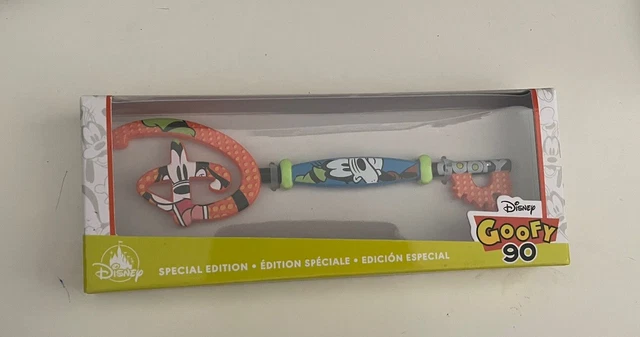 DISNEY STORE OPENING Ceremony Key Goofy 90th Anniversary £6.00 ...