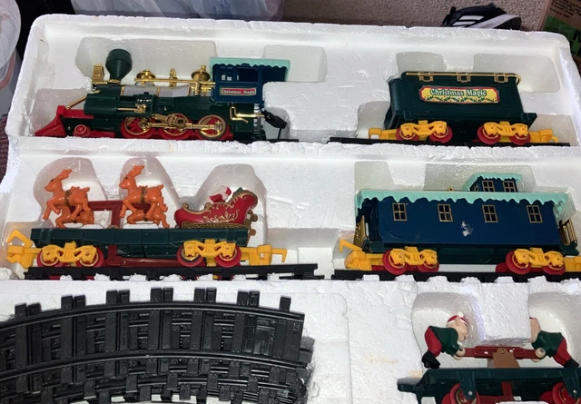 VINTAGE 1992 NORTHPOLE Christmas Magic Musical Animated Train Set by ...