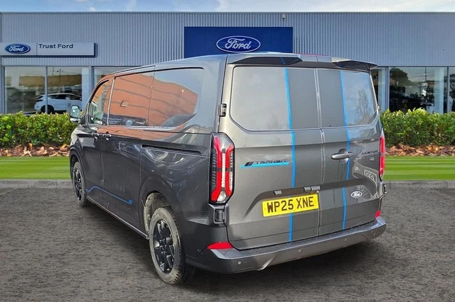 2025 FORD TRANSIT Custom 160kW 65kWh H1 Van Sport Auto PANEL VAN ...
