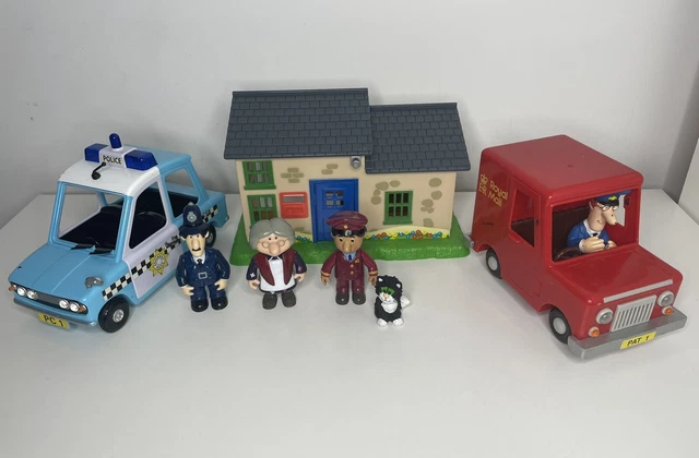 POSTMAN PAT POST Office, Mrs Goggins, Pat 1 Van & Police Car PC Selby £ ...