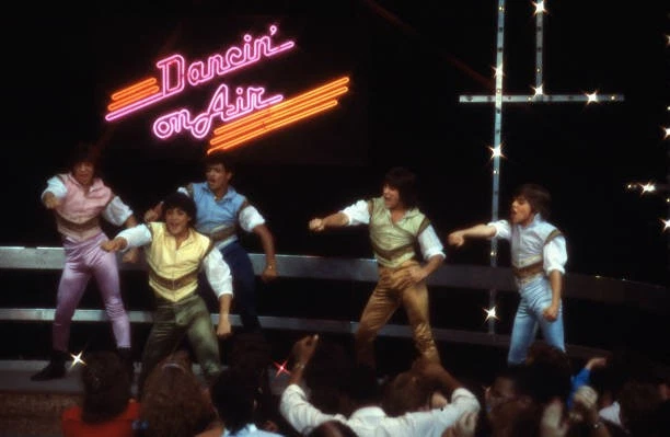 MENUDO PERFORMS ON Dancing on Air in 1984 Celebrity Historic Old Photo ...