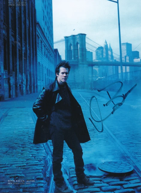 KEVIN BACON (1958) orig sign photo ANNIE LEIBOVITZ 1997 NYC 20x28cm ...