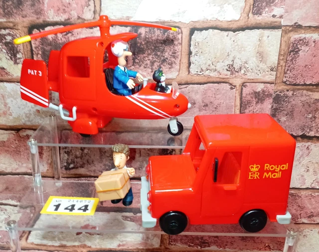 POSTMAN PAT HELICOPTER with Sounds Pat & Jess Figures & Mail Van Play ...