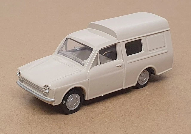 LION TOYS 1/43 Scale LT254 - DAF Variomatic NA 2000 Van - Lt. Beige £34 ...