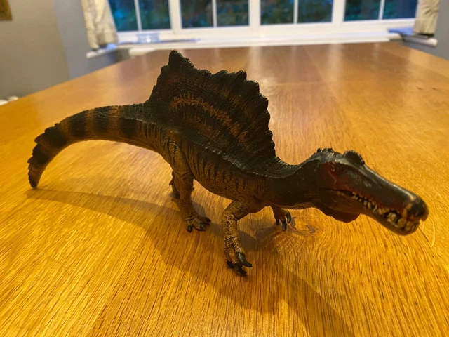 SCHLEICH SPINOSAURUS WITH moveable jaw in good condition £7.07 ...