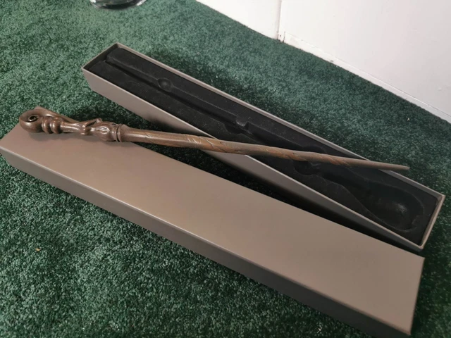 WARNER BROS STUDIO Tour Exclusive Harry Potter Wand Bellatrix Lestrange ...