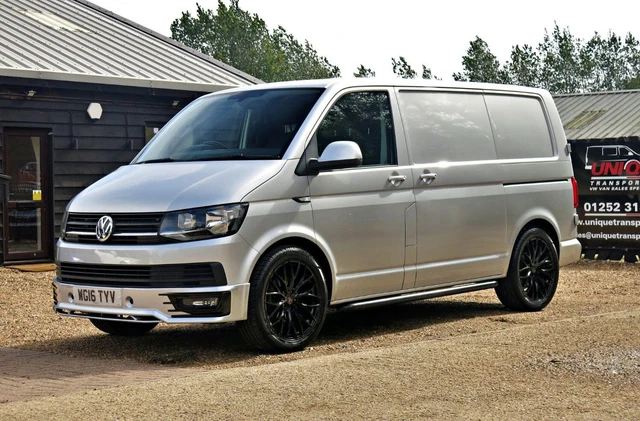 VOLKSWAGEN TRANSPORTER T6 HIGHLINE SWB SPORTLINE STYLE HIGHLINE NO VAT ...