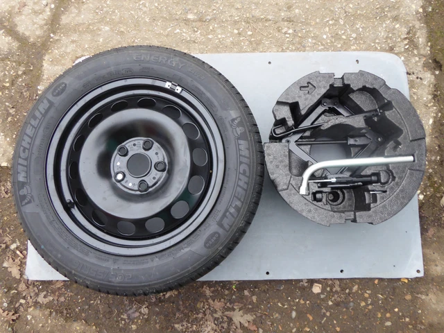 SKODA OCTAVIA 13-23 Full Size Spare Wheel 205 55 16" Michelin Tool Kit ...