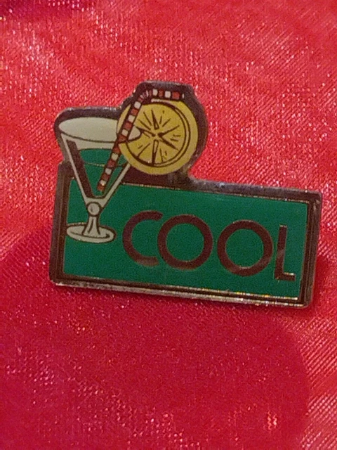 PINS PIN'S PIN Badge Vintage Collection Lapel Pub Cocktail Boisson Logo ...