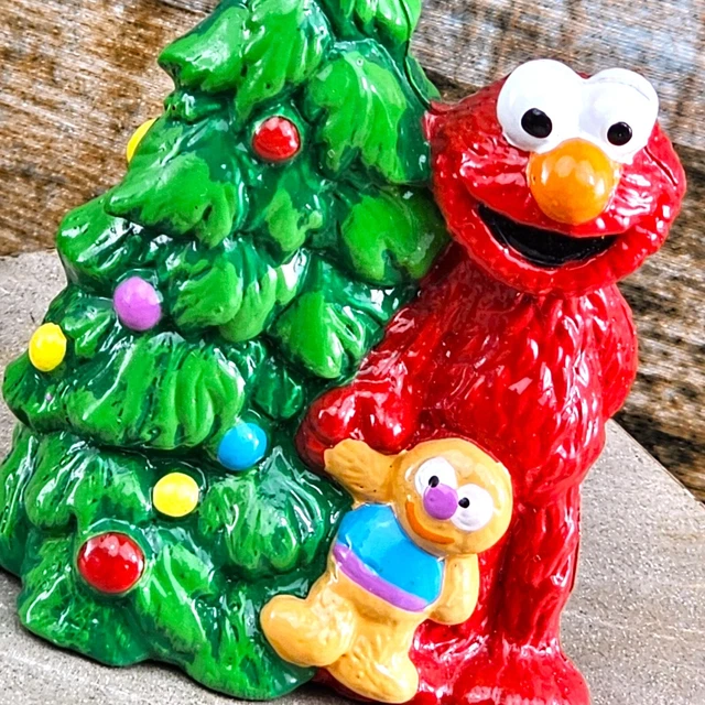 SESAME STREET WORKSHOP Christmas Elmo Standing By Tree With Gifts Kurt ...