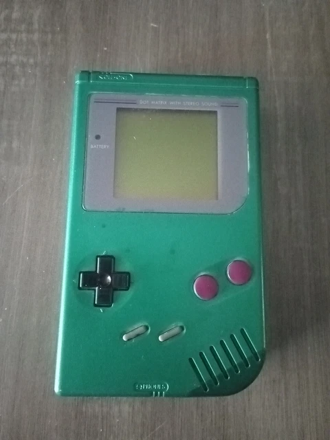 NINTENDO GAME BOY Fat fonctionne ecran avec manquant repeinte EUR 39,50 ...