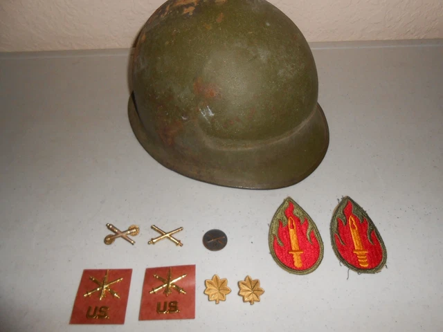 RARE ORIGINAL METAL Army Artillery Military Helmet Cannon Patch Pin Bar ...