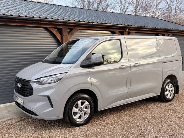 2024 FORD TRANSIT Custom 20 EcoBlue 136ps H1 Van Limited NO VAT PANEL ...