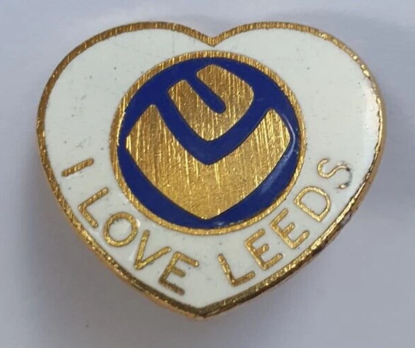 LEEDS UNITED FOOTBALL Club Rare Vintage Enamel Pin Badge By Coffer £18. ...