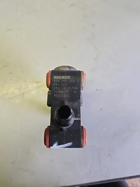 4460913040 ADBLUE TANK Container Heater Valve DAF XF106 £65.00 ...