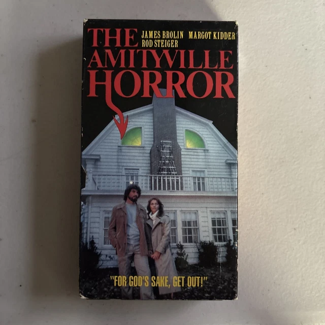 THE AMITYVILLE HORROR (VHS) James Brolin, Margot Kidder, Rod Steiger ...