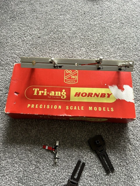 TRIANG HORNBY R140 Double Track Home Signal Gantry Boxed £2.50 ...