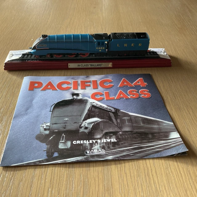 COLLECTABLE SCALE MODEL of PACIFIC A4 CLASS Locomotive 3-904-008 with ...