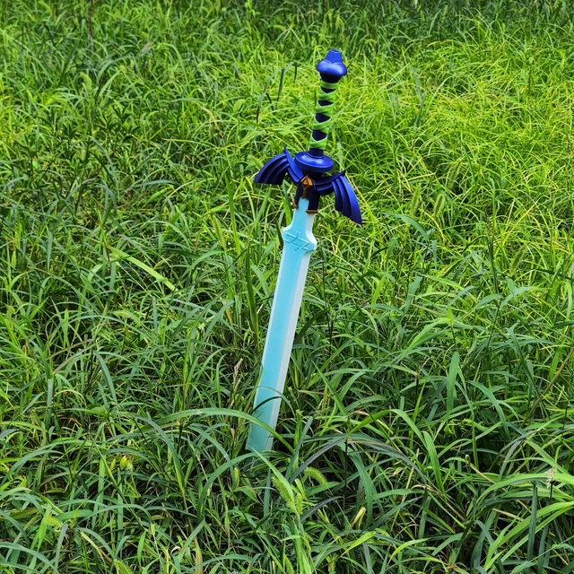 LIGHT-UP MASTER SWORD Legend of Zelda, The Glowing Master Sword Repl ...