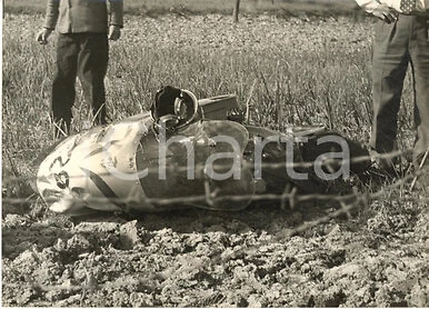 1955 MOTOCICLISMO IMOLA - La moto di Ray AMM dopo l'incidente mortale ...