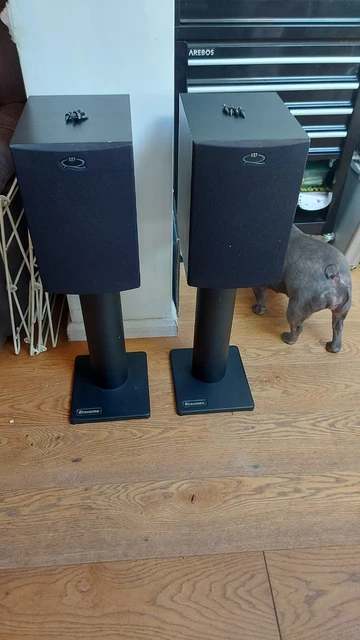 KEF Q15 AND Atacama Stands £52.70 - PicClick UK