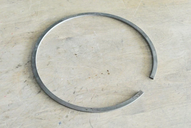 NOS DOUGLAS DC-3 / Curtiss-Wright Radial Engine Valve Guide KZ-118583-Y ...