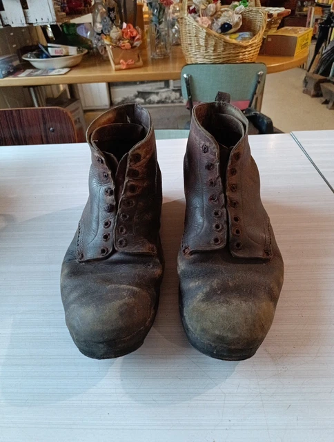 ANCIENNE PAIRE DE Brodequin Cuir Époque Ww1 Militaire ? Militaria ? L7 ...