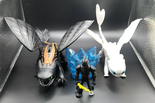 DREAMWORKS HOW TO Train Your Dragon Toothless Light Fury Figures Bundle ...