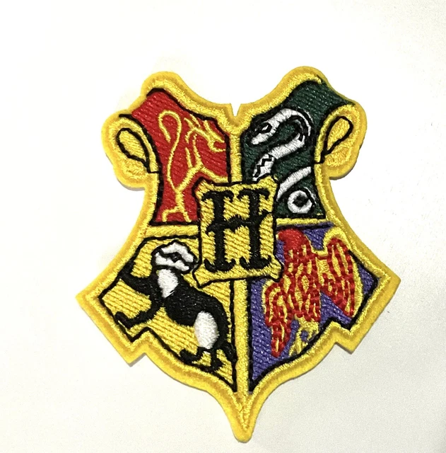 HARRY POTTER MEDIUM Hogwarts crest cloak Iron On Patch.DIY costume book ...