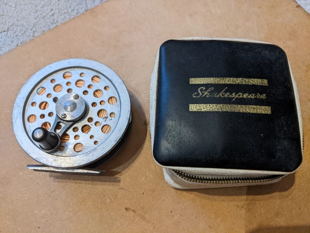 SHAKESPEARE SPEEDEX FLY reel with case in good working order £12.00 - PicClick UK
