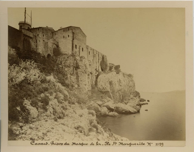 FRANCE, CANNES, PRISON du masque de fer Tirage albuminé 21x27 1875 EUR ...