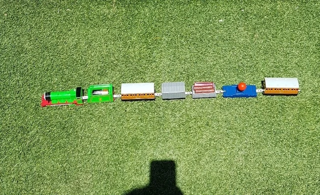 THOMAS THE TANK Engine & Friends Trackmaster MOTORIZED TOMY HENRY TRAIN ...