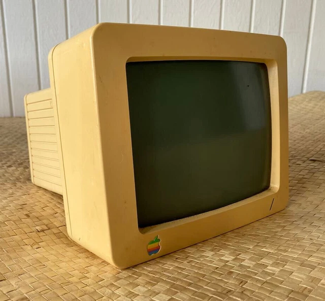 VINTAGE (MAY 1984) APPLE Computer Monitor 9" CRT (G090H/A2M4090) Japan ...