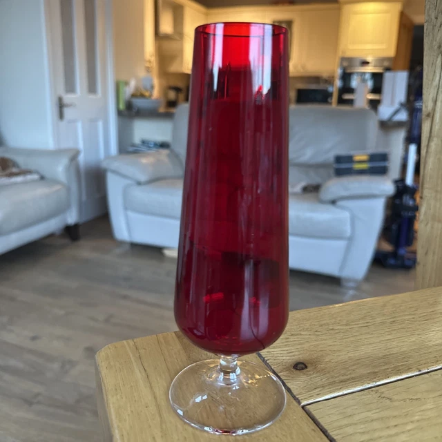 WHITEFRIARS (?) RUBY Pedestal Shaped Glass Vase 1960’s 7.5” Vintage £8. ...