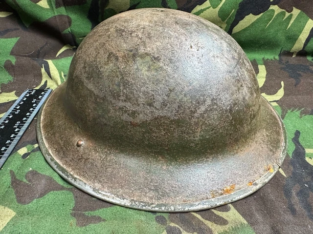 BRITISH ARMY MK2 Brodie Helmet - WW2 Combat Helmet - Nice Original £38. ...