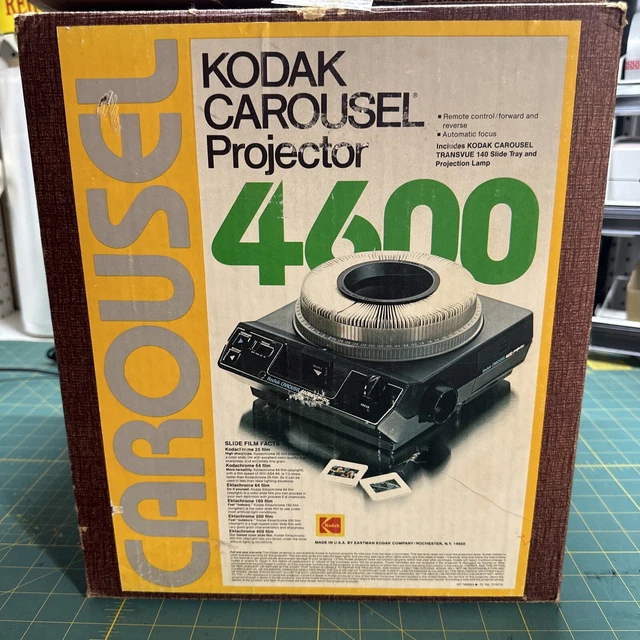 VINTAGE KODAK CAROUSEL 4600 Slide Projector With Transvue 80 Slide Tray ...