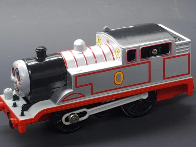 THOMAS AND FRIENDS Trackmaster Timothy The Ghost Engine 2002 TOMY ...