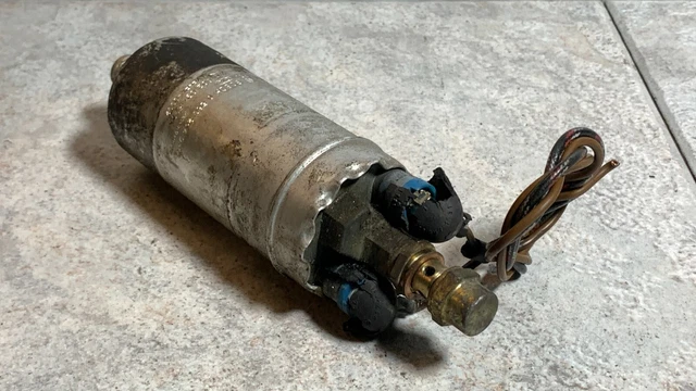 ORIGINAL MERCEDES R107 W116 W123 W126 Petrol Fuel Pump A0020915901 ...