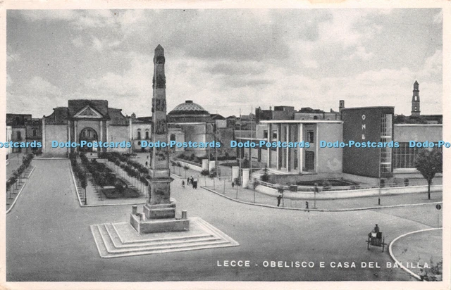 R229541 LECCE OBELISK und Tischhaus Ediz Rag Clodomiro Graf Lecce ...