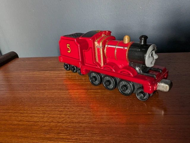 LEARNING CURVE THOMAS the Tank Engine Take Along Engine James and ...