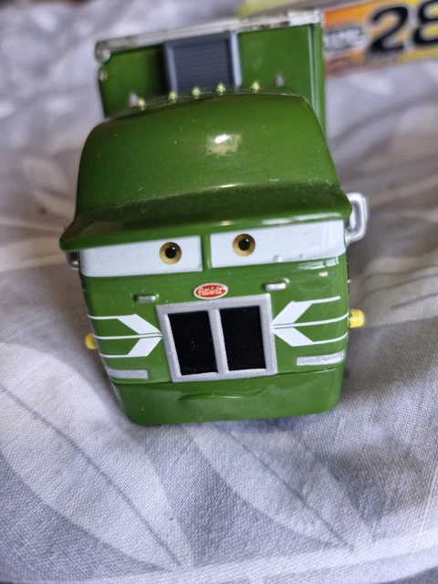 DISNEY PIXAR CARS Diecast - GIL PETERBILT Truck Hauler £21.52 - PicClick UK