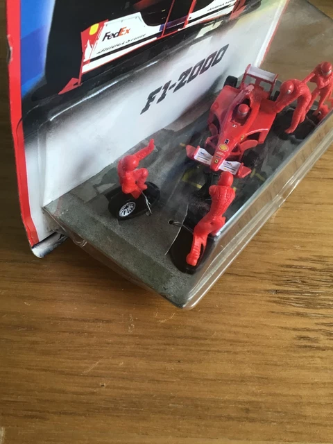 HOT WHEELS RACING Grand Prix Ferrari F1- 2000 Pit Crew 26681 Vtg $90.00 ...