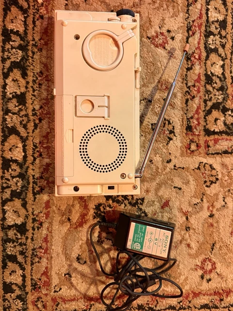 SONY ICF 35 Portable Radio Multiband Vintage 90s FM, MW, LW, SW Rare ...