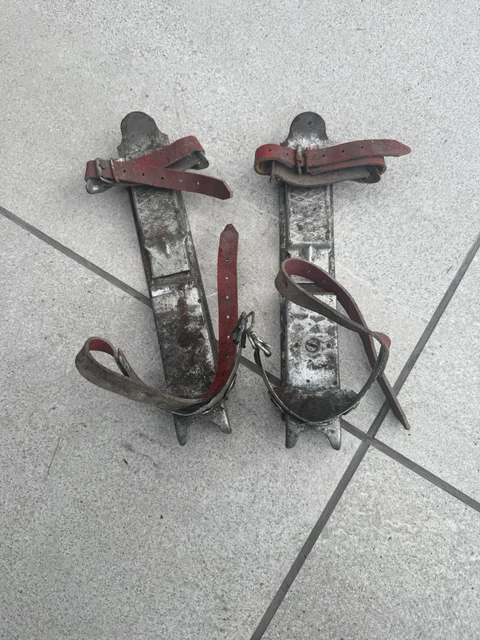 Ddr Gleitschuhe ZU VERKAUFEN! - PicClick DE