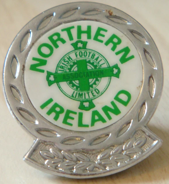 NORTHERN IRELAND VINTAGE 1970s 80s insert type badge Brooch pin 31mm x ...