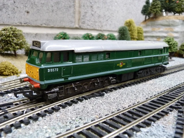TRIANG HORNBY BR class 31 loco R357 for OO gauge model train set £28.00 ...