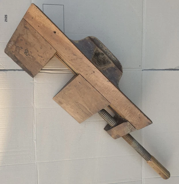 BOITE À RECALER/OUTIL ancien/mitre shooting board EUR 75,00 - PicClick FR
