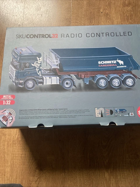 SIKU CONTROL 32 Zugmaschine mit Kippsattelauflieger unbespielt Mit Ovp ...