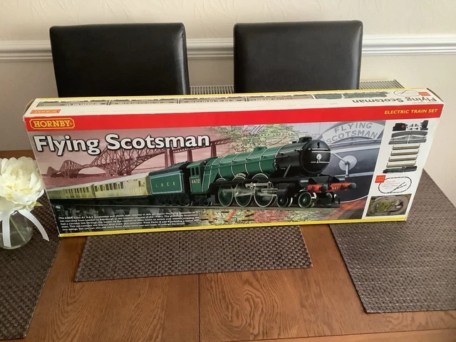 HORNBY THE FLYING Scotsman R1167 00 Gauge Train Set Brand New As Pictured £149.99 - PicClick UK
